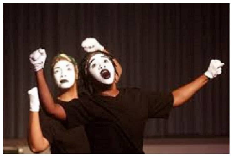 Dramatic Reading dan Teks-teks yang Dihidupi - Ruang Sastra